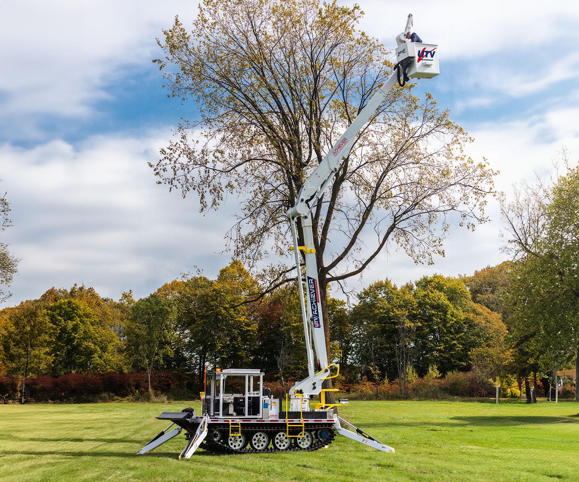 UTV International | Tracked Vehicles That Outperform